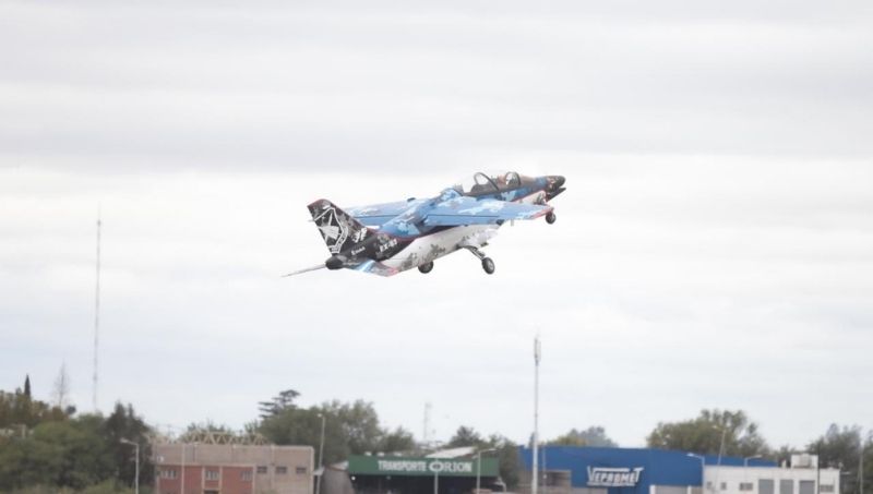 FAdeA entregó un nuevo avión Pampa III (con la última tecnología de la ...