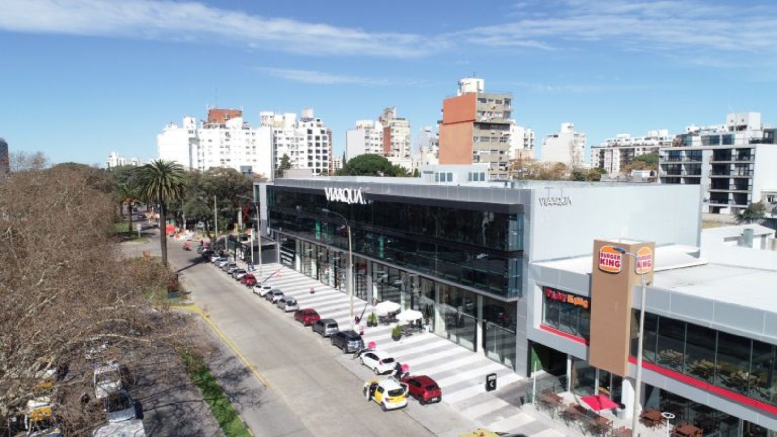 Montevideo Open Mall a un año y medio de la apertura: 2.600 personas al ...
