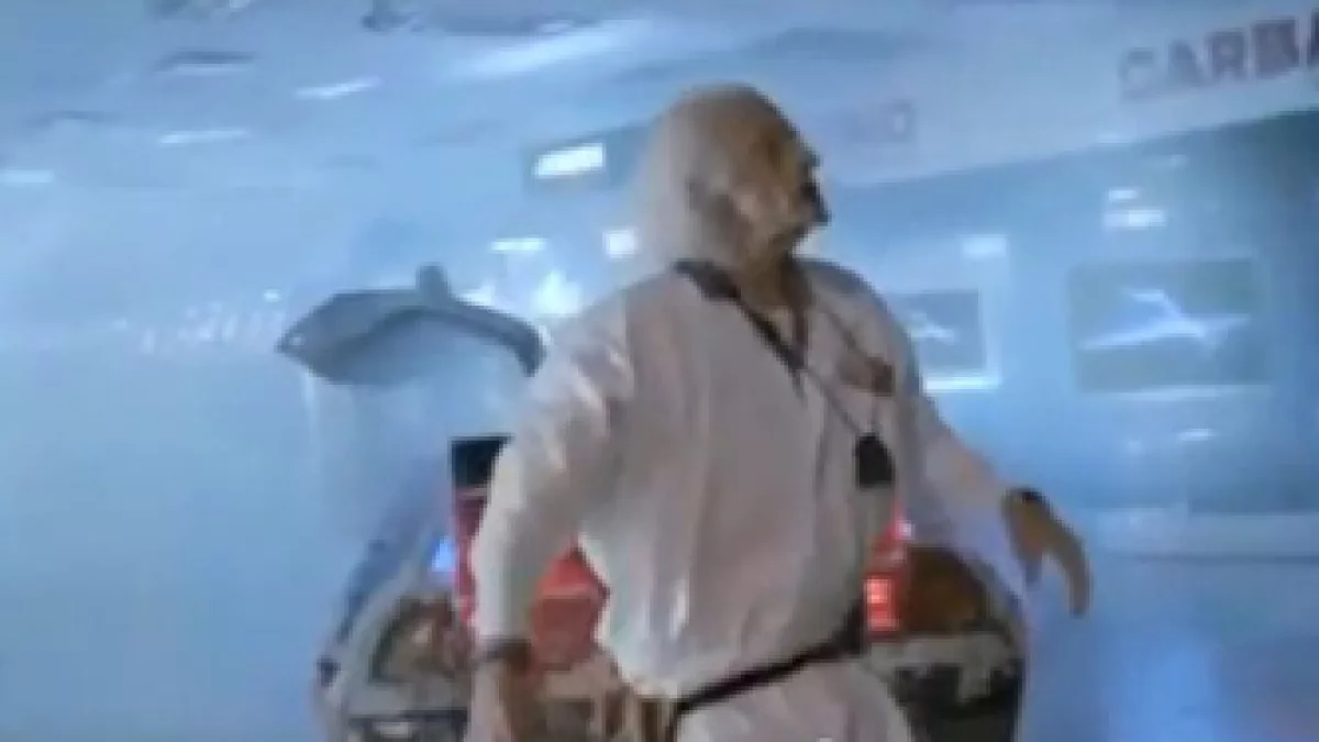 El Doc Brown, en su DeLorean, perdidos en Baires